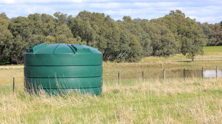 5 Emergency Water Storage Tips For Preppers Like You
